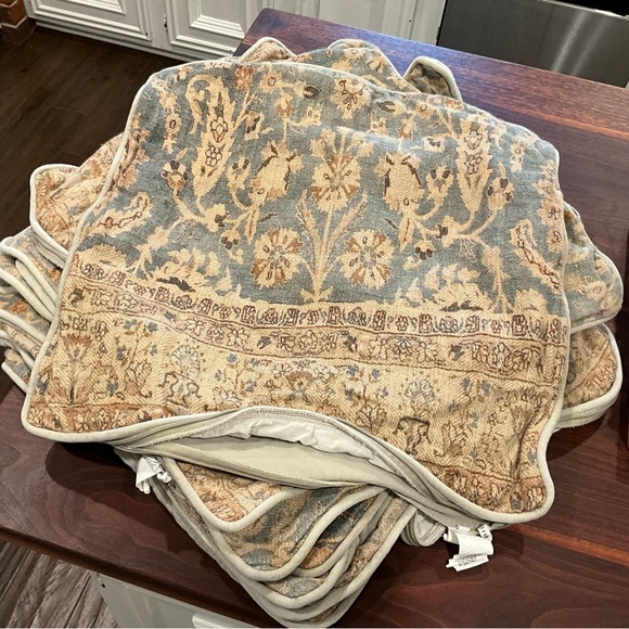 Pottery Barn | Bedding | Pottery Barn Floral Patterned Pillow Covers ...